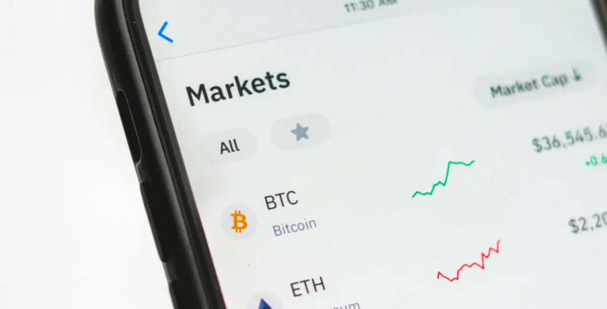 Crypto Hot Wallet Explained: Definition, Types, and How It Works